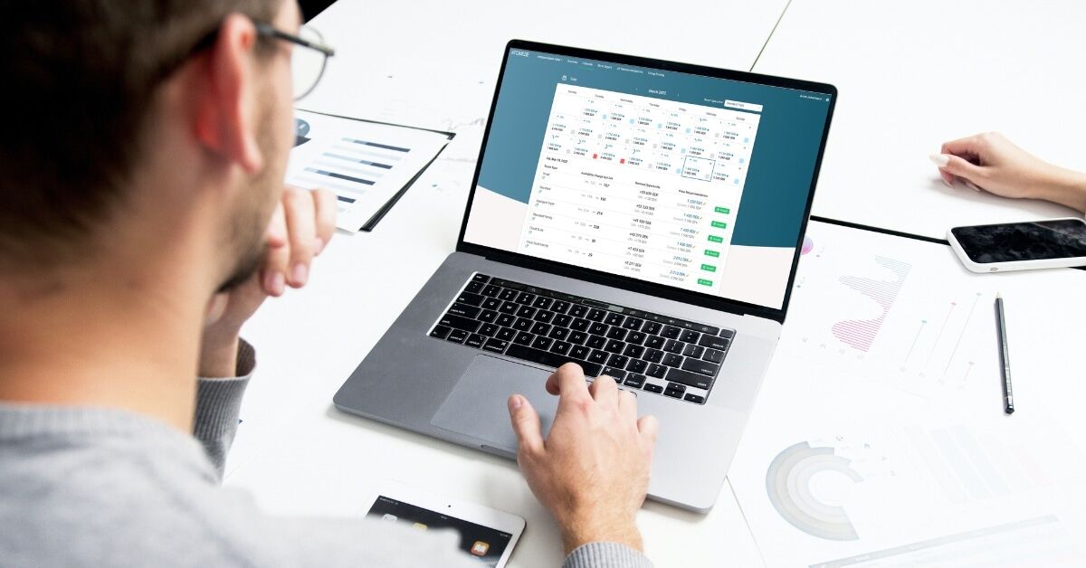 Intelligent price automation and AI for hotels